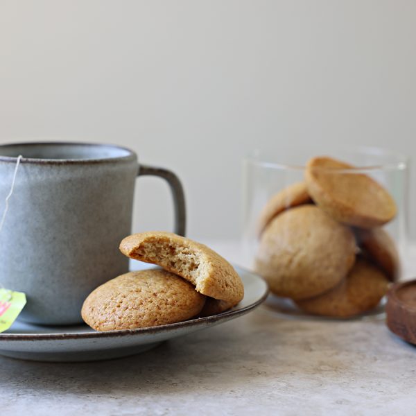 Perfect Honey Cookies For Rosh Hashanah - Between Carpools