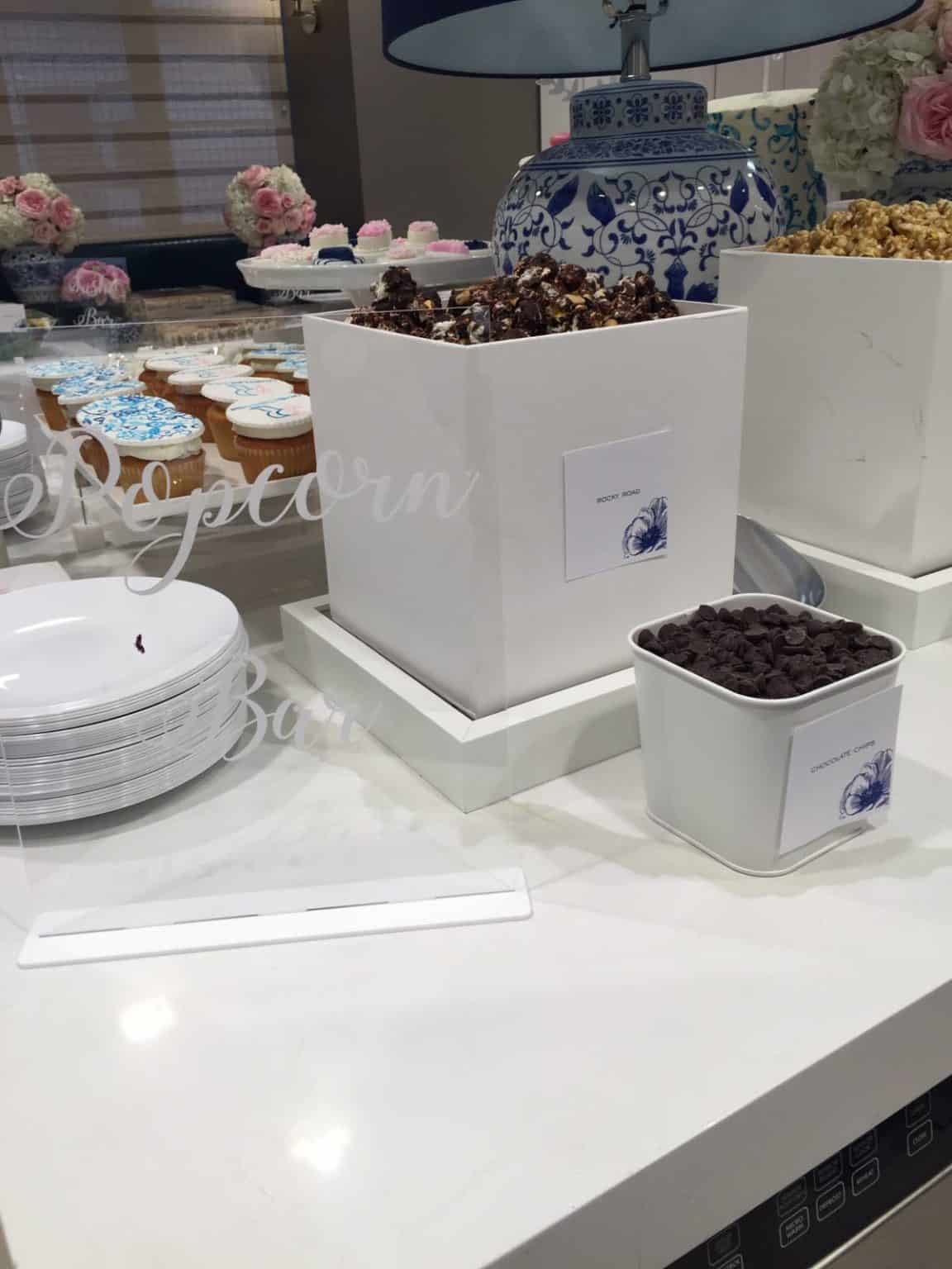 The Newest Fun Thing For A Party Is A Popcorn Bar - Between Carpools