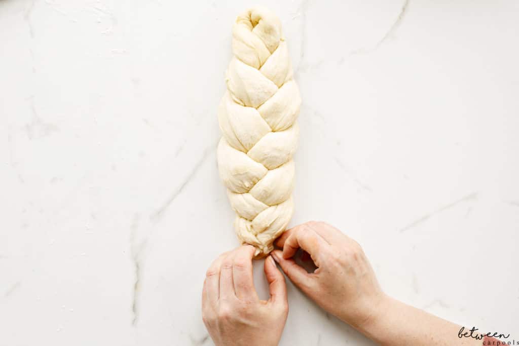 This is the Easiest Way Ever to Braid Challah - Between Carpools