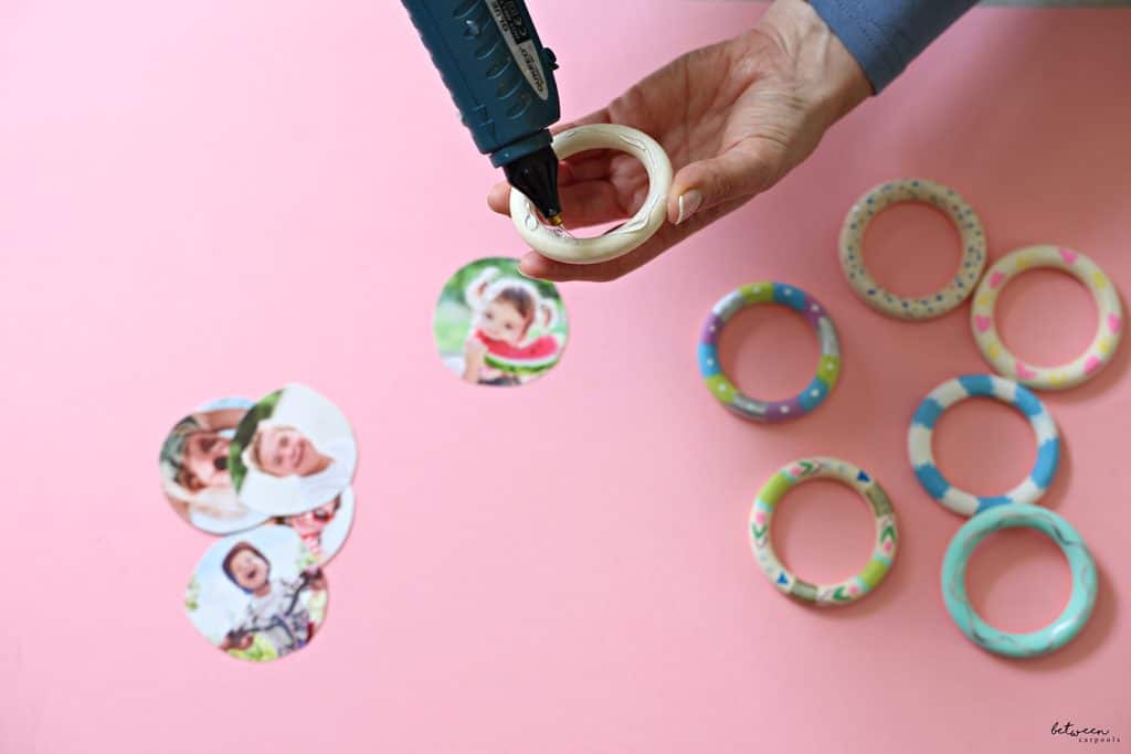 The Mini Photo Magnet Craft - Between Carpools