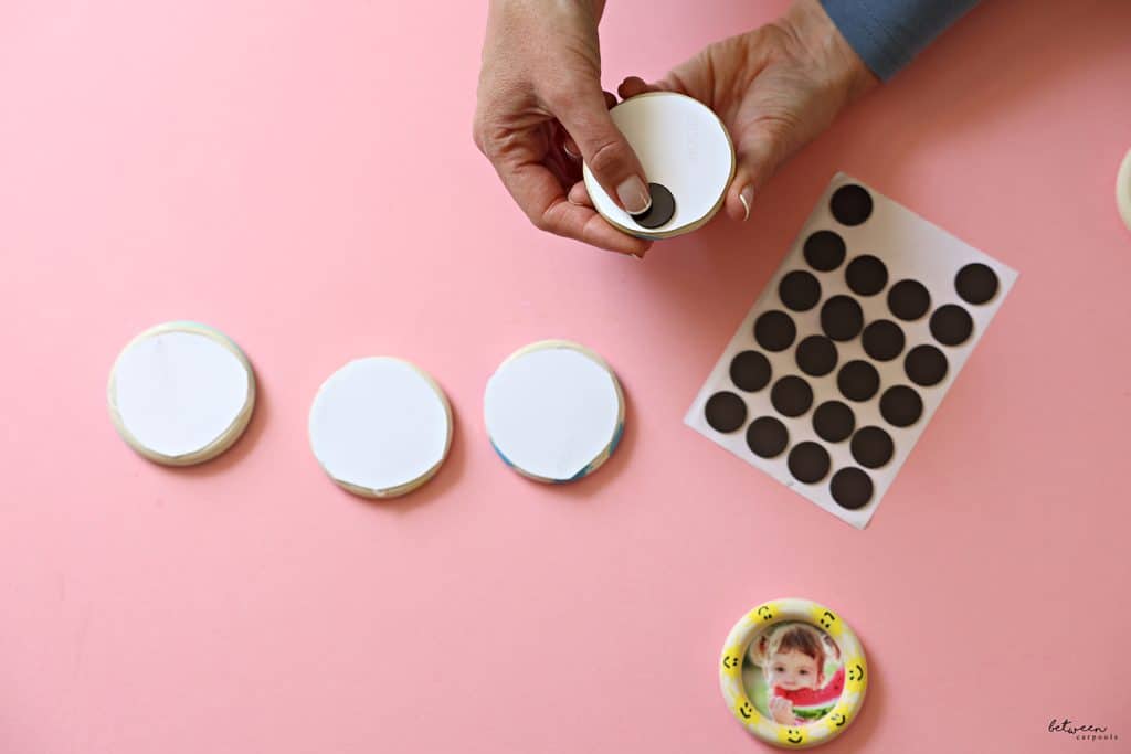 The Mini Photo Magnet Craft - Between Carpools